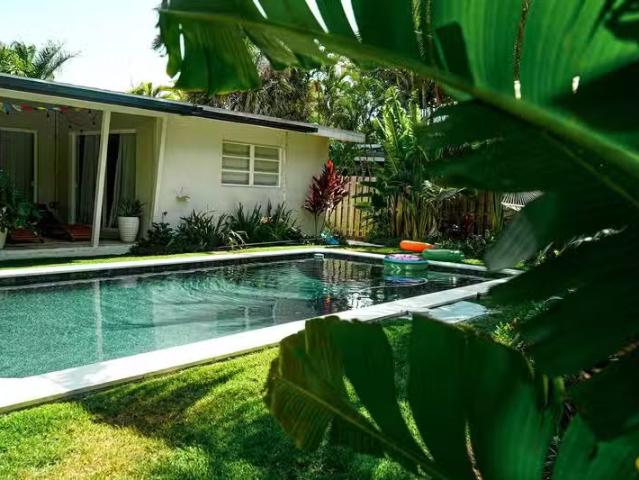$6,500 3 Bedroom 2 Bathroom House In Fort Myers With Great A.