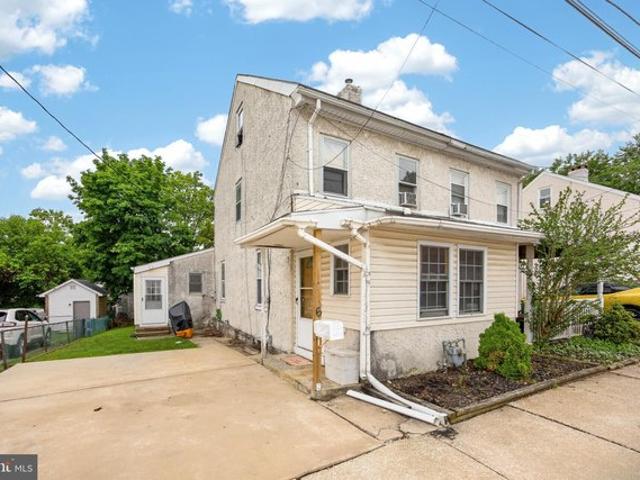 6 5th St, Brookhaven, PA 19015