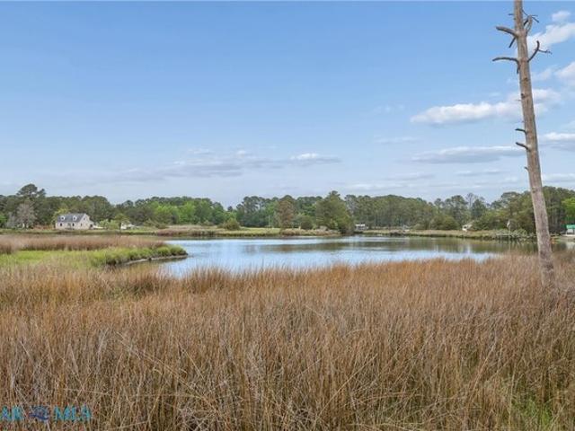 6 7AC Oyster Haven Ln, Hayes, VA 23072