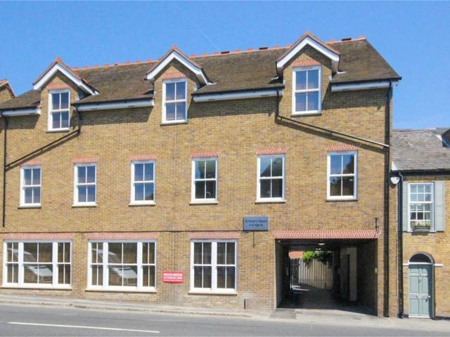 6 8 High Street, Iver SL0, 1 bed flat to rent, £1,200 pcm | PrimeLocation
