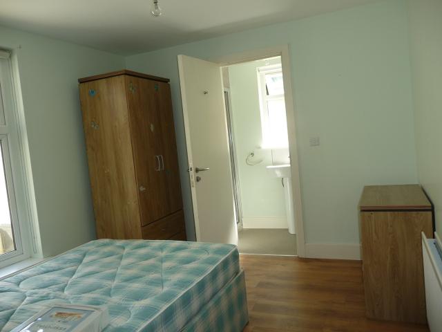 6 8 Malone Avenue, Apt 3, Belfast, BT9 6ER