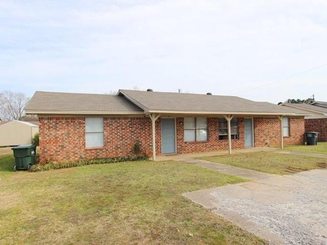 6A 6B Bradley Cir, Conway, AR 72032