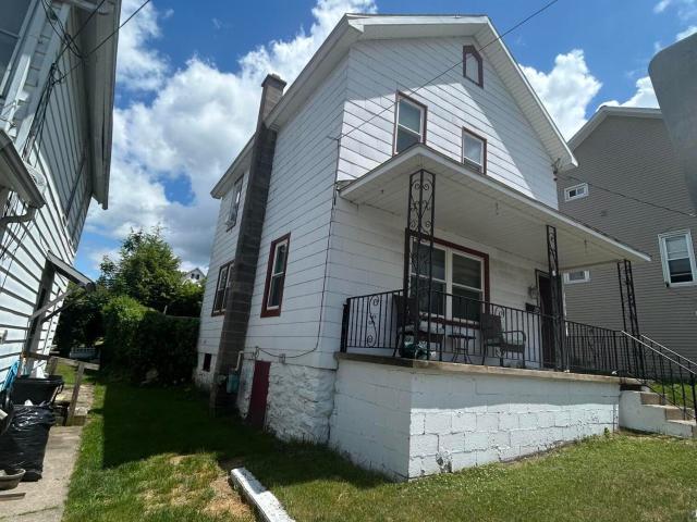 6A Cherry Avenue