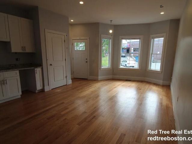 6A Islington St, Boston, MA 02134