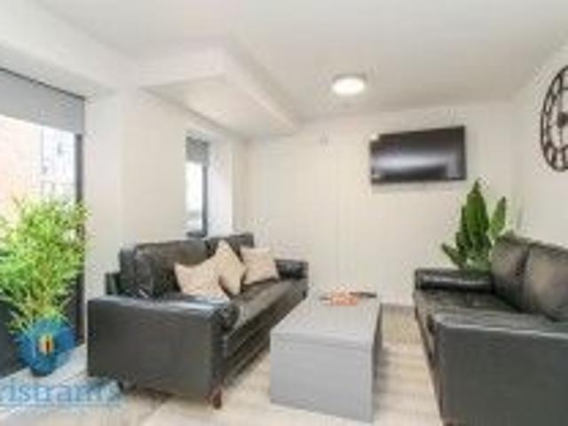 6Bed 6Bath *INC BILLS* Talbot Street, City Centre