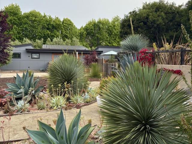 6D Scarlett Rd, Carmel Valley, CA 93924
