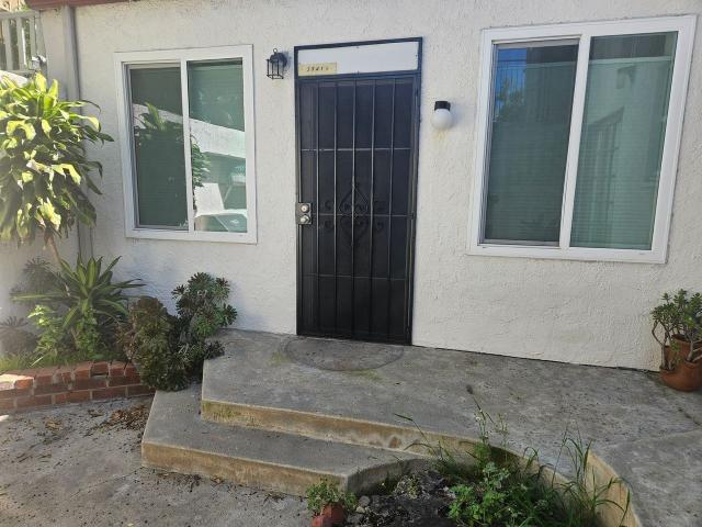 6th Avenue 1 Bedroom Apartment for Rent at 3539 6th Ave, San Diego, CA 92103 Hillcrest