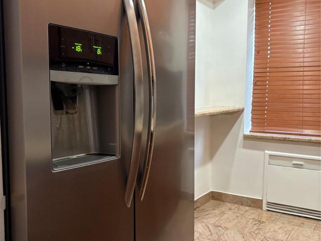 73 11 Bell Boulevard, Unit 1B | Compass