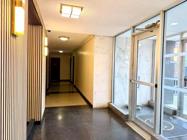 73 11 Bell Boulevard, Unit 5D