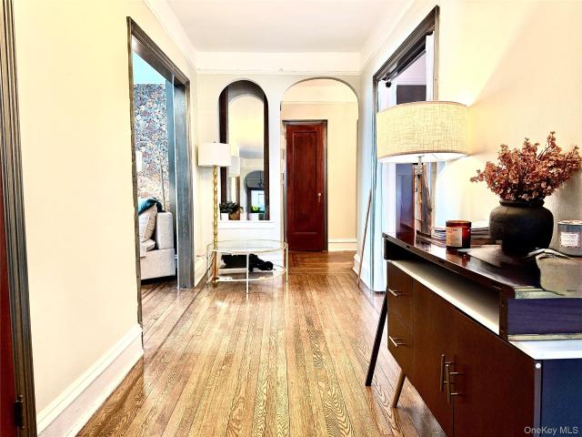 73 20 Austin Street, Unit 4A | Compass