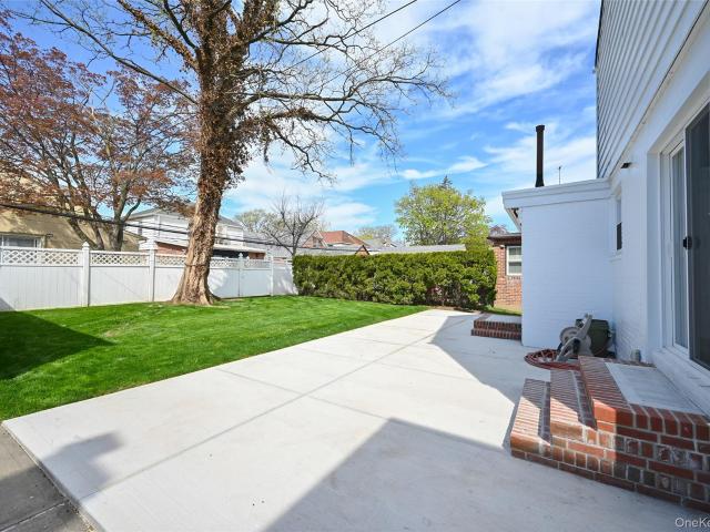 73 36 th Street