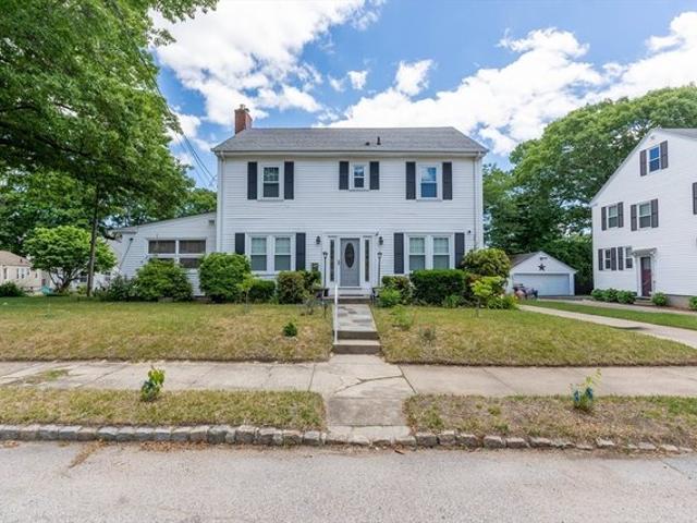 73 Western Promenade, Cranston, RI 02905