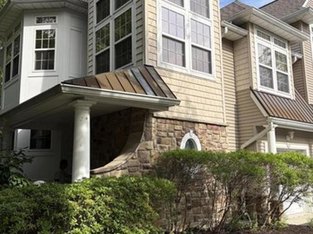 73 Windward Dr, Manahawkin, NJ 08050
