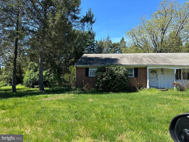 73 Berlin Cross Keys Rd, Sewell, NJ 08080 | MLS #NJGL2040 | Compass