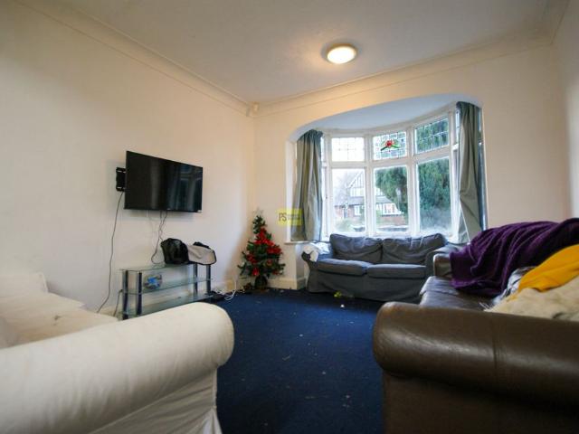 73 Bournbrook Road
