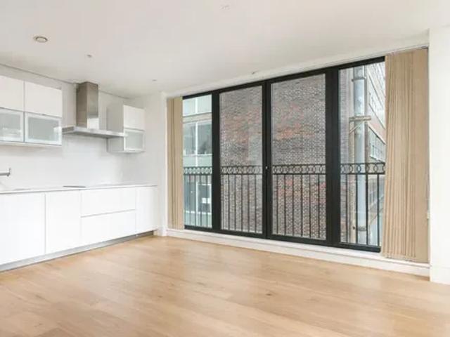73 Charlotte Street, London, W1T 4PR, United Kingdom | 3 bed house for rent #113825536 | Rentberry