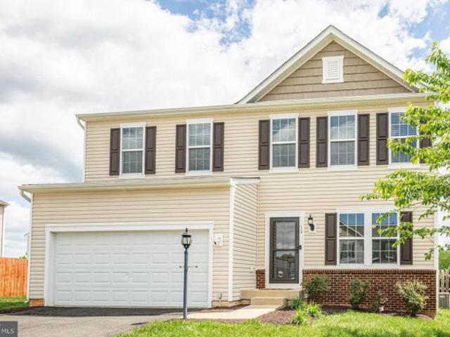 73 Charter Gate Dr, Fredericksburg, VA 22406