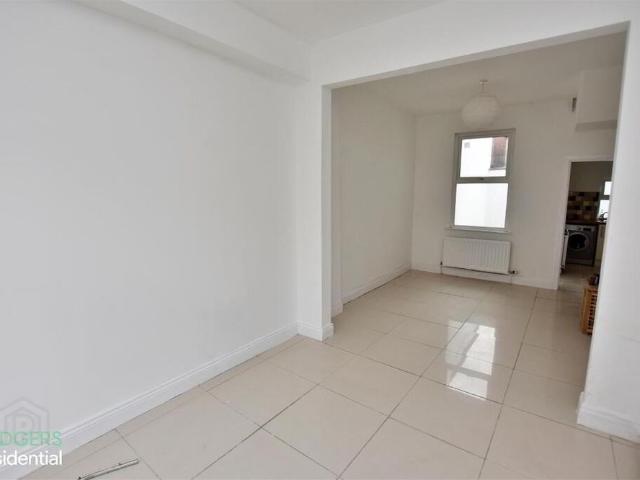 73 Cheviot Avenue, Belfast, BT4 3AG