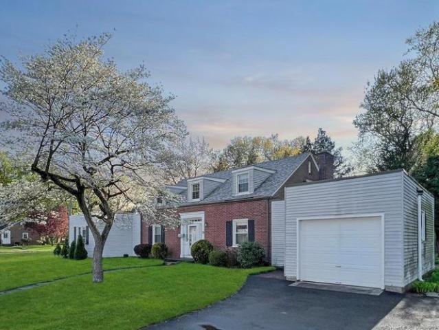 73 Coolidge St, New Britain, CT 06052