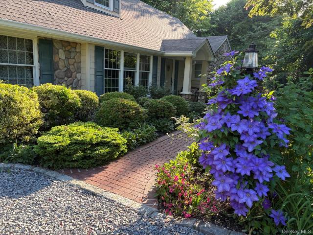 73 Cove Road