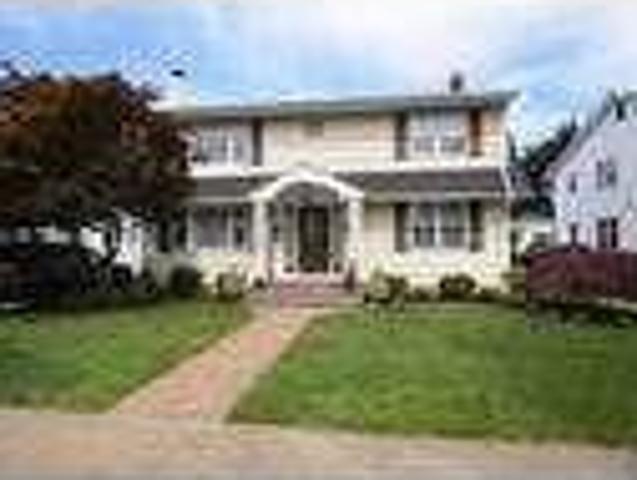 73 Cloverdale Rd, Clifton, NJ 07013