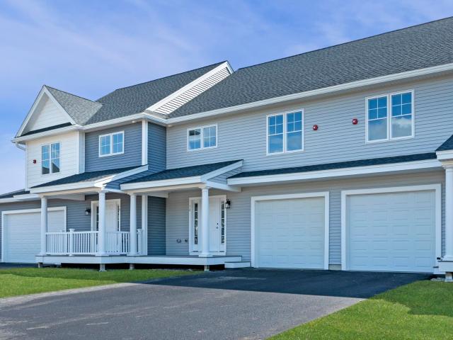 73 Crestview Way