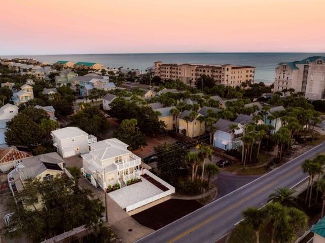 73 Crystal Beach Dr, Destin, FL 32541