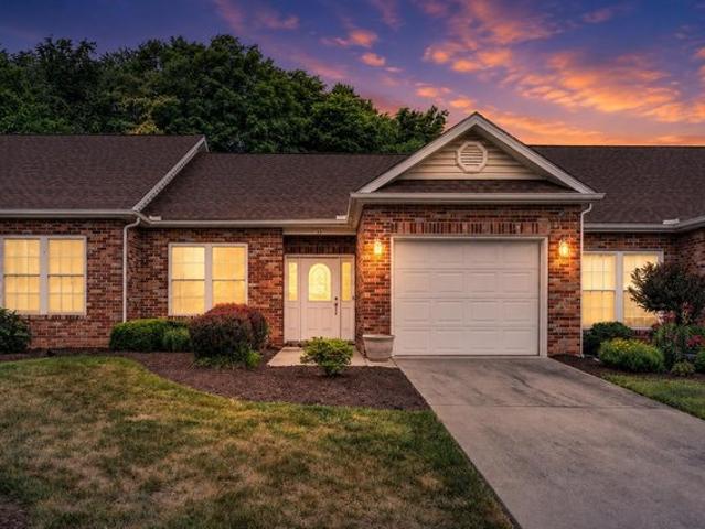 73 Cypress Ct, Roanoke, VA 24019