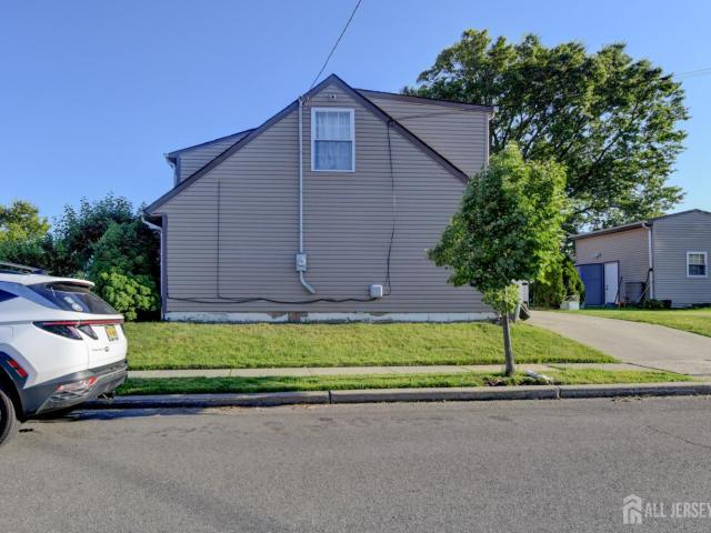 73 Daniel Street