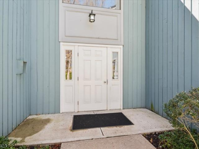 73 Drake Ln # 73