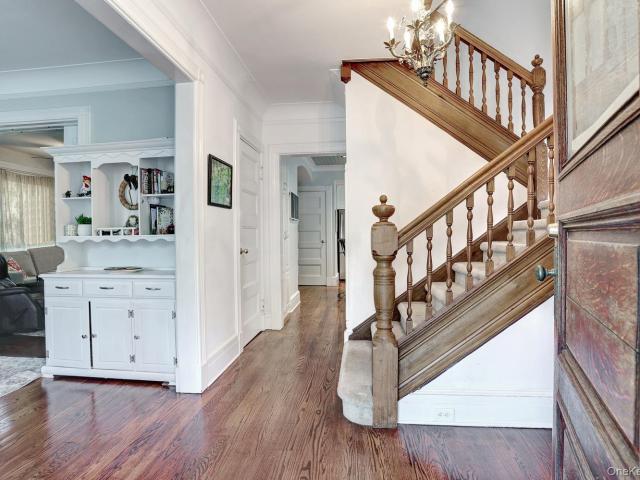 73 E Maple Avenue