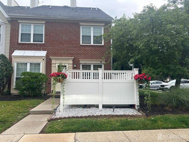 73 Goodwin Dr, North Brunswick, NJ 08902