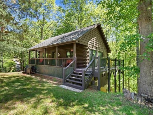 73 Happy Hunt Dr, Grassy Creek, NC 28631