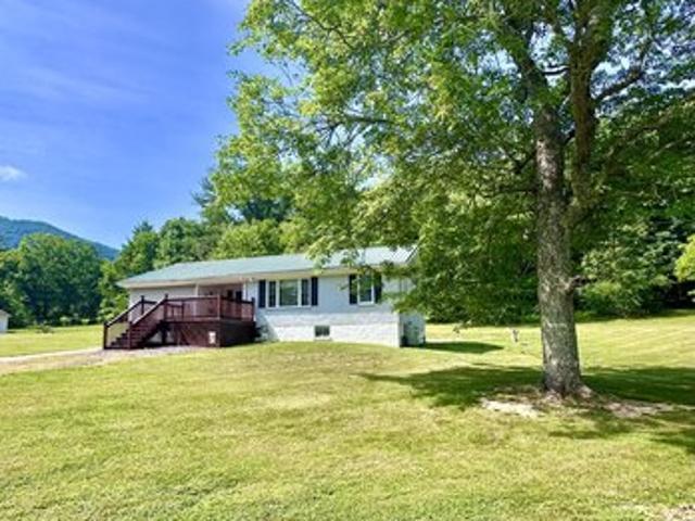 73 Indian Hill Rd, Millboro, VA 24460