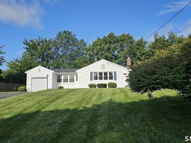 73 Knollwood Rd, West Hartford, CT 06110