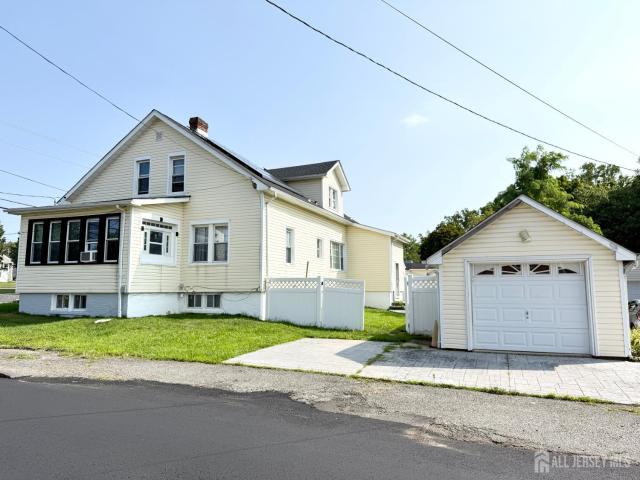 73 Laurence Parkway