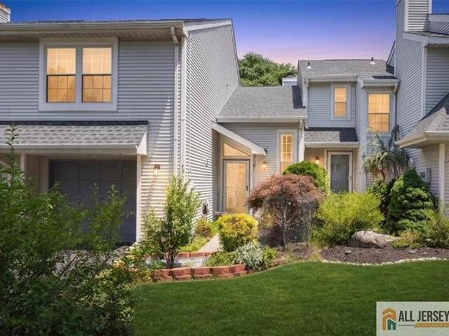 73 Malibu Dr, Eatontown, NJ 07724