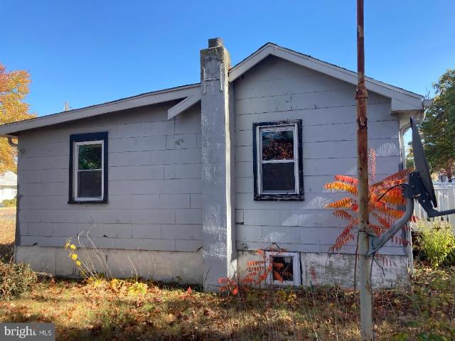 73 Mill Rd, Burlington, NJ 08016 | MLS #NJBL2075