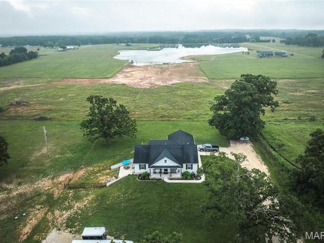 73 N Scott Rd, Cuba, MO 65453