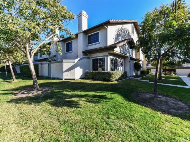 73 Oxford, Unit 46, Irvine, CA 92612 | MLS #OC26084 | Compass