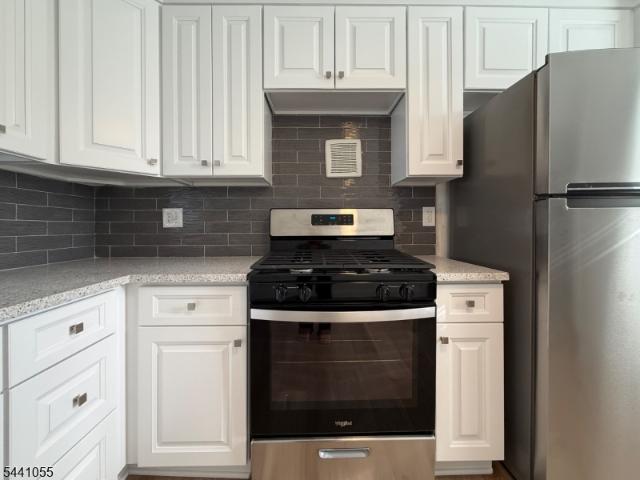 73 Park Ave # 2