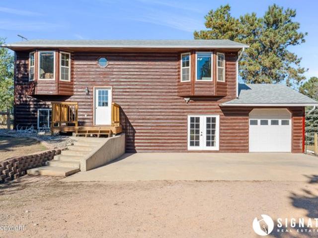 73 Pendleton Dr, Pine Haven, WY 82721