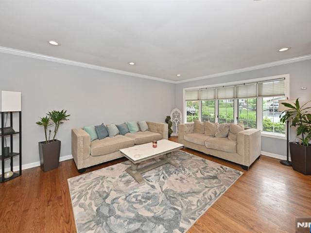 73 Ralph Avenue