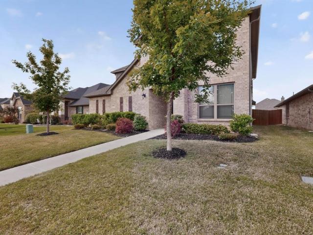 73 River Oaks Boulevard