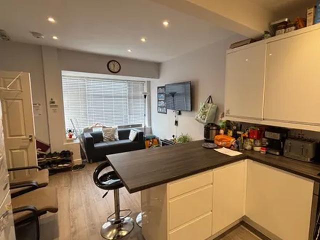 73 Selly Hill Road, Metchley, B29 7DL, United Kingdom | 4 bed house for rent #158856205 | Rentberry