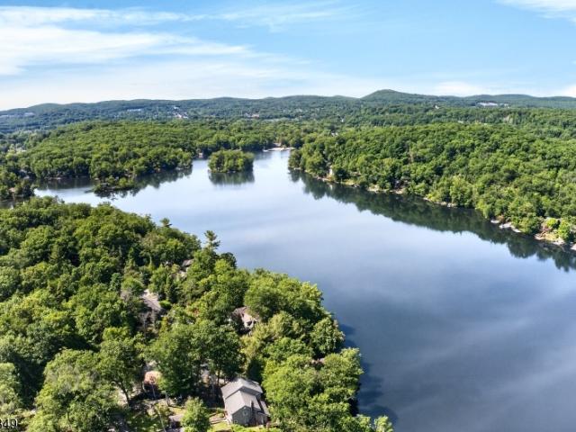 73 South Rd
