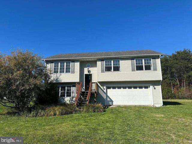 73 Snake Eyes Ln, Berkeley Springs, WV 25411