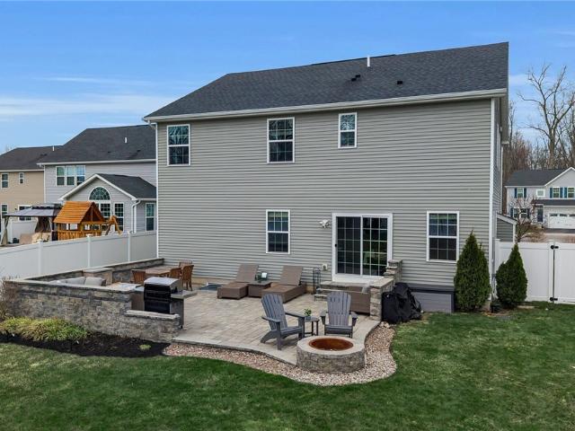 73 Stonebridge Drive