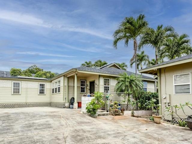 73A Maluhia Dr, Wailuku, HI 96793