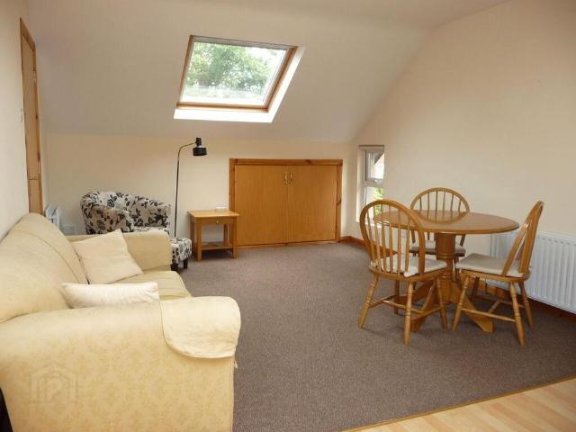 73b Marlborough Park South, Belfast, BT9 6HS